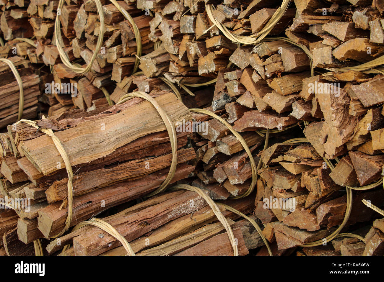 Bundles of timber hi-res stock photography and images - Alamy