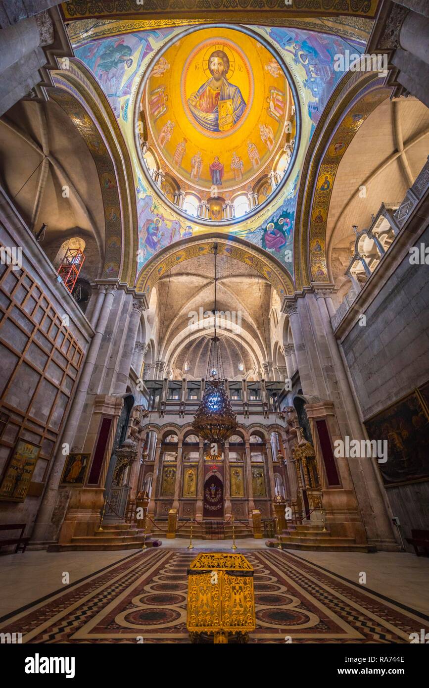 Middle nave with altar, Catholic icon in the Chapel of the Holy ...