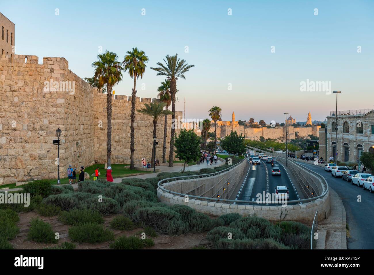 Street at the city wall, old town, Jerusalem, Israel Stock Photo - Alamy