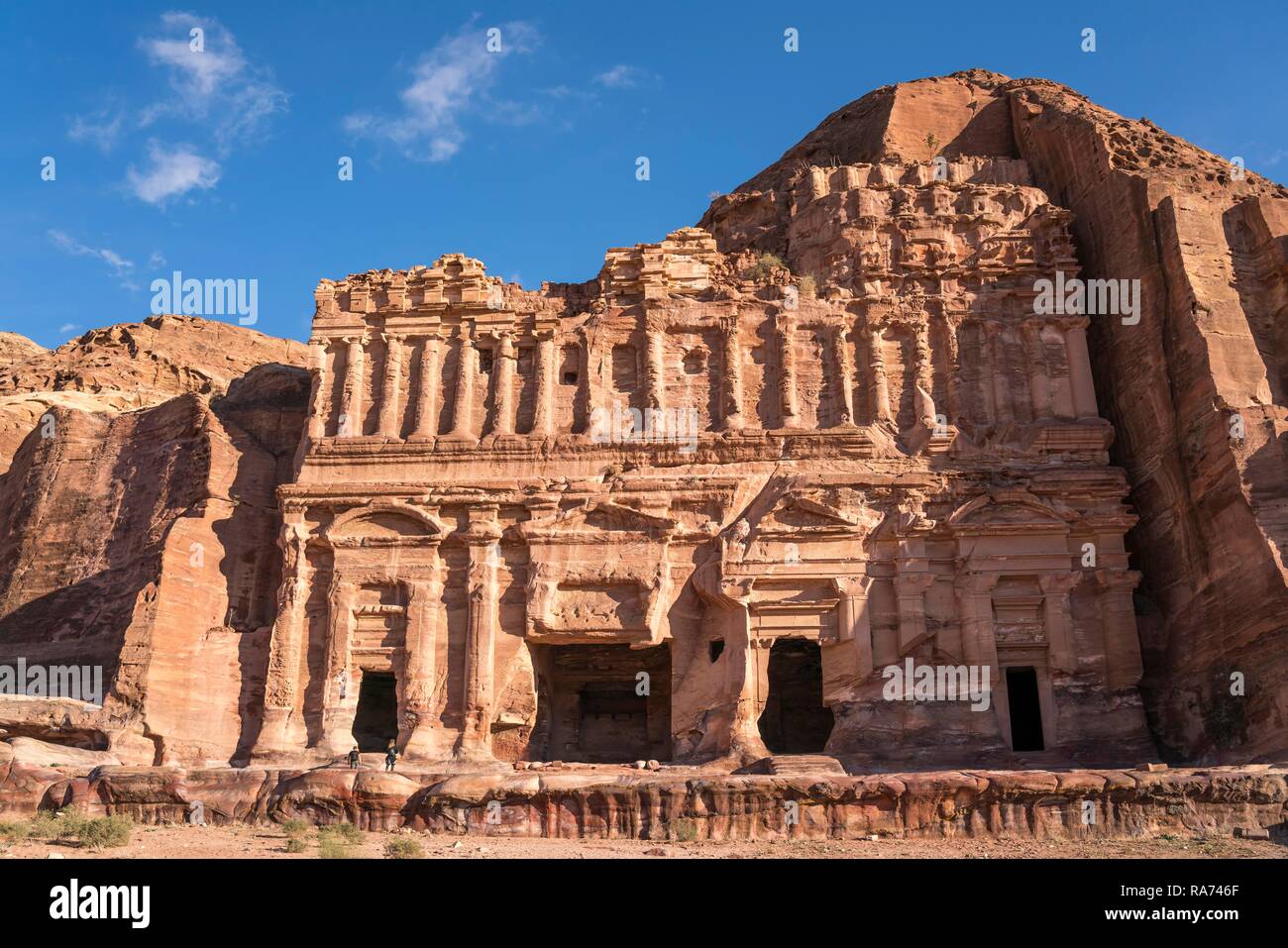 Petra palace tomb hi-res stock photography and images - Alamy