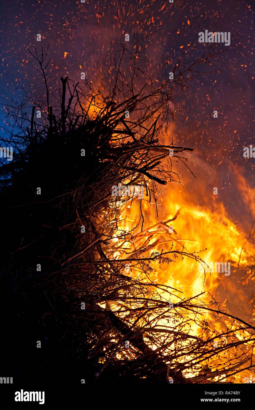 Easter fire hi-res stock photography and images - Alamy