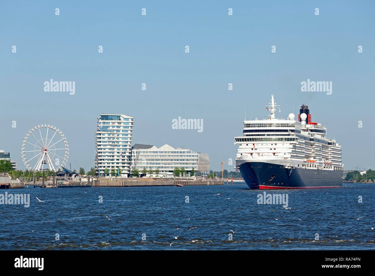 Cruise ship Queen Elizabeth, harbor, Hamburg, Germany Stock Photo - Alamy