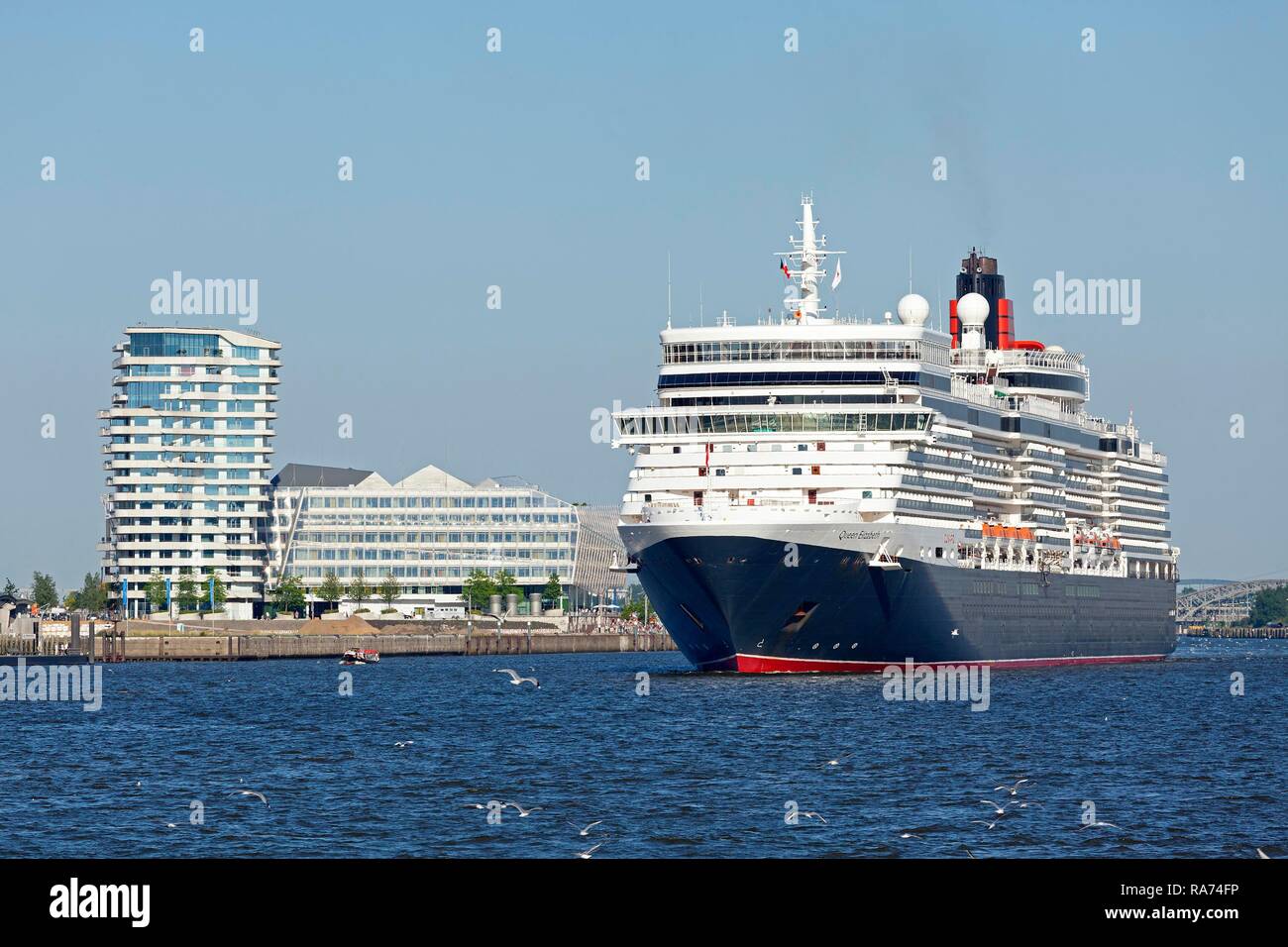 Queen elizabeth terminal hi-res stock photography and images - Alamy