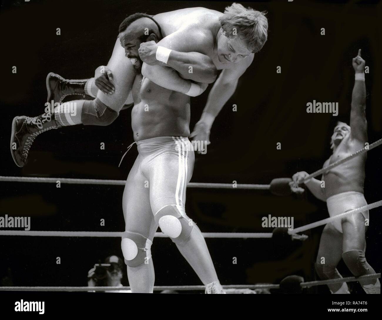 Roddy Piper Mr T 1985 Photo By Adam Scull/PHOTOlink.net Stock Photo - Alamy