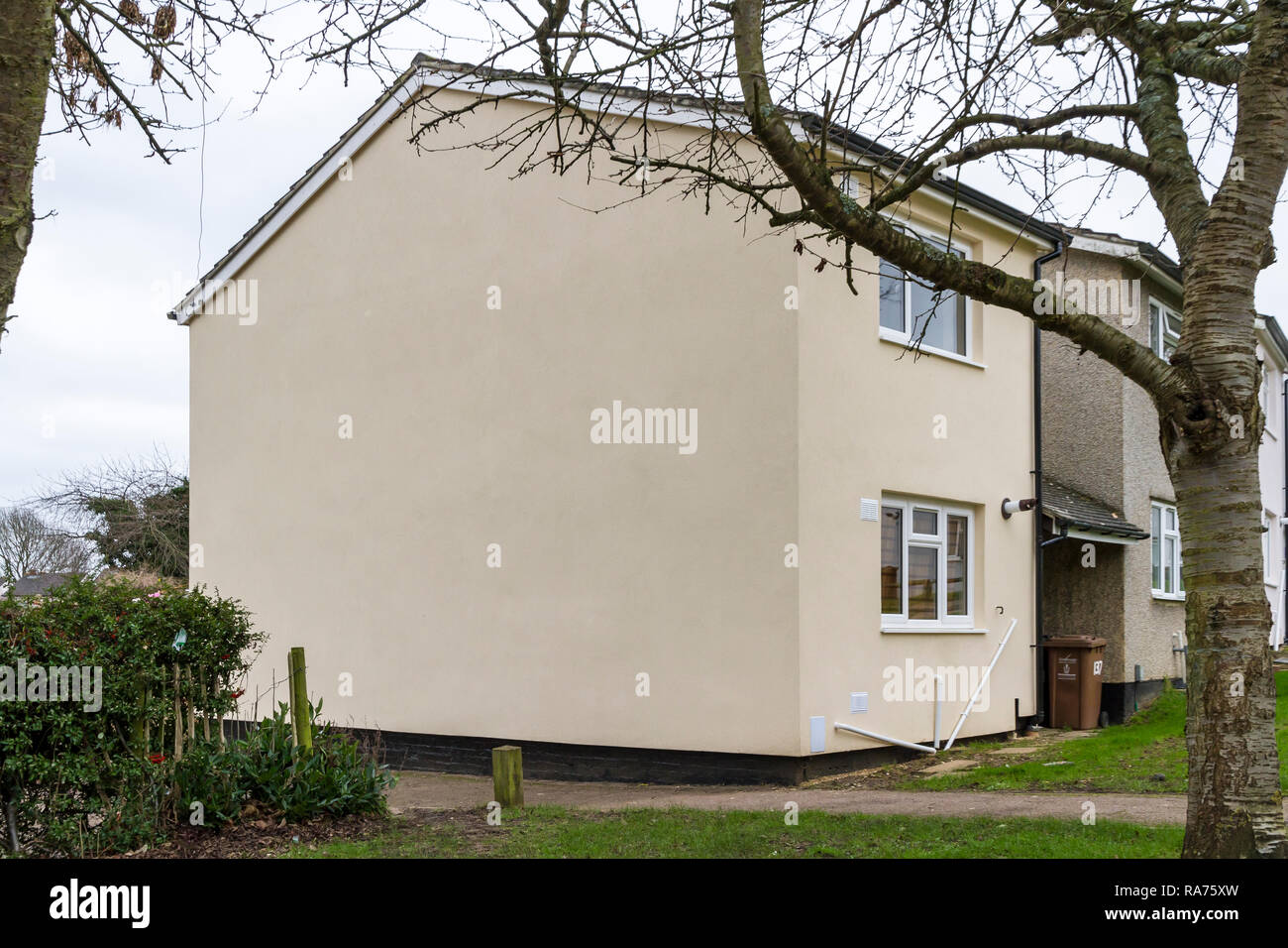 Self coloured house wall render hi-res stock photography and images - Alamy