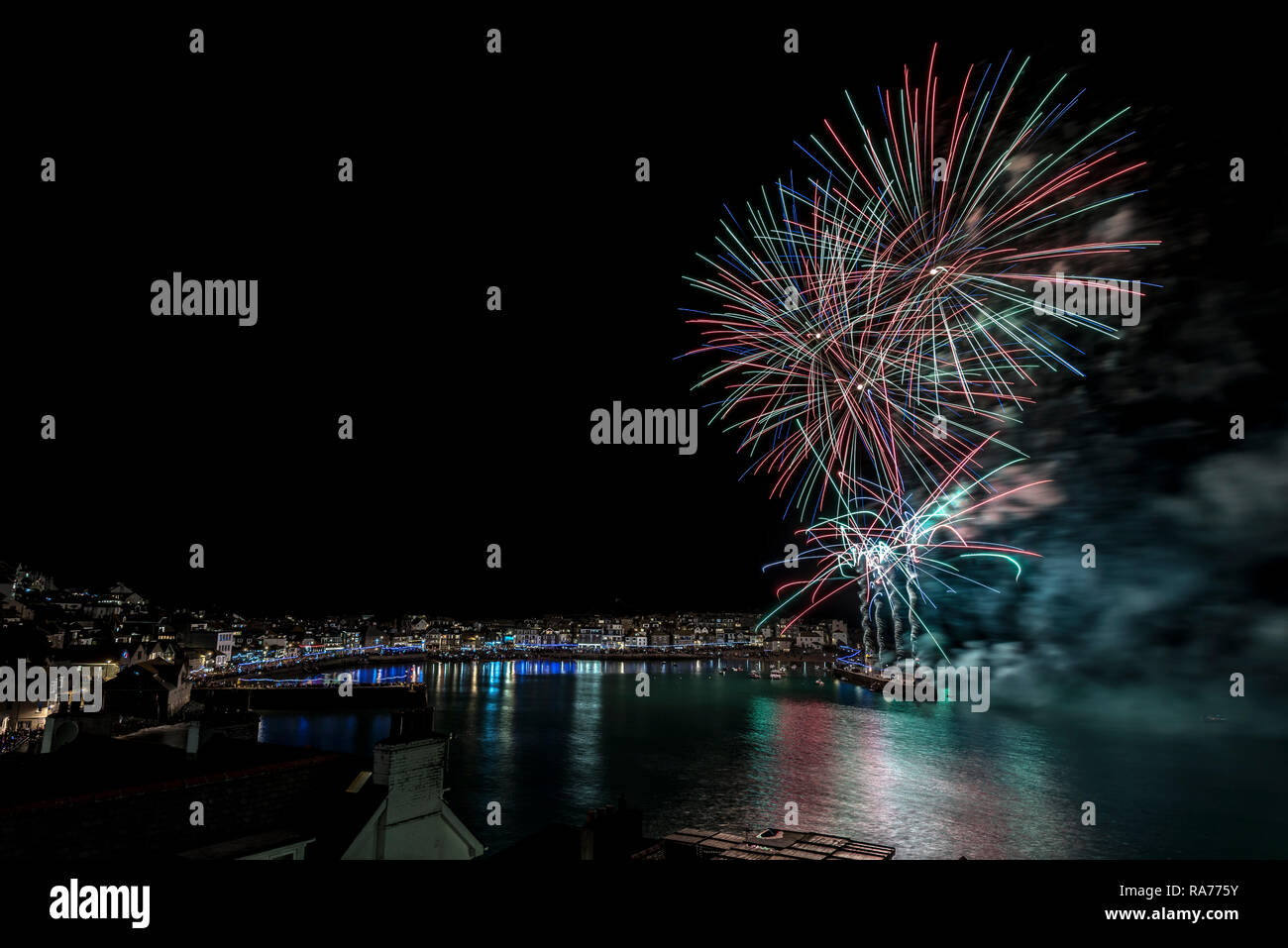 New years eve 2018 fireworks display on Smeatons pier St.ives Cornwall ...