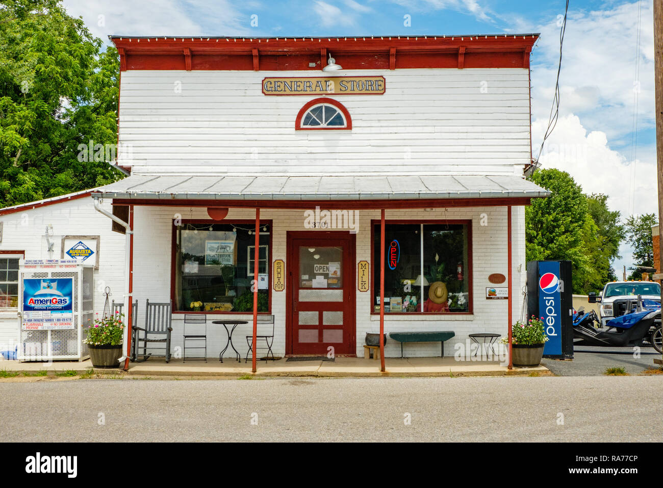 General store 1800's hi-res stock photography and images - Alamy