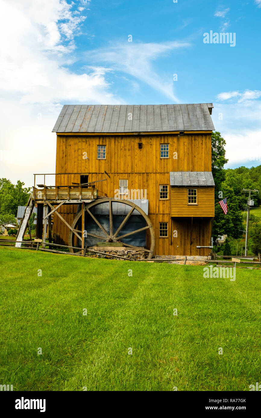 Wades Mill, 55 Kennedy Wades Mill Loop Raphine, Virginia Stock Photo ...