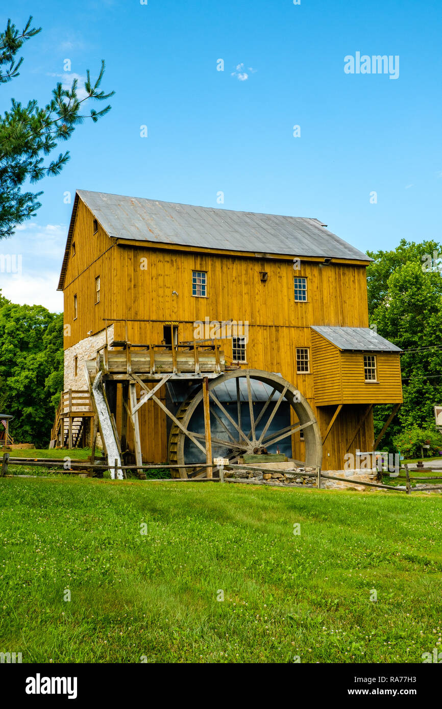 Flour mill 1700s hi-res stock photography and images - Alamy