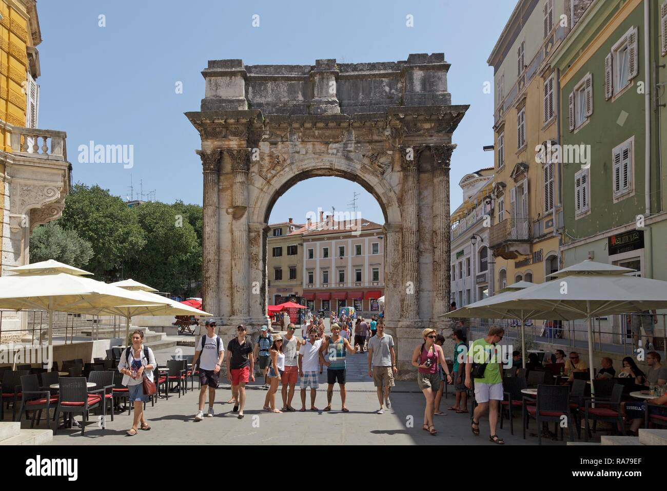 Arch of the Sergii, Pula, Istria, Croatia Stock Photo - Alamy