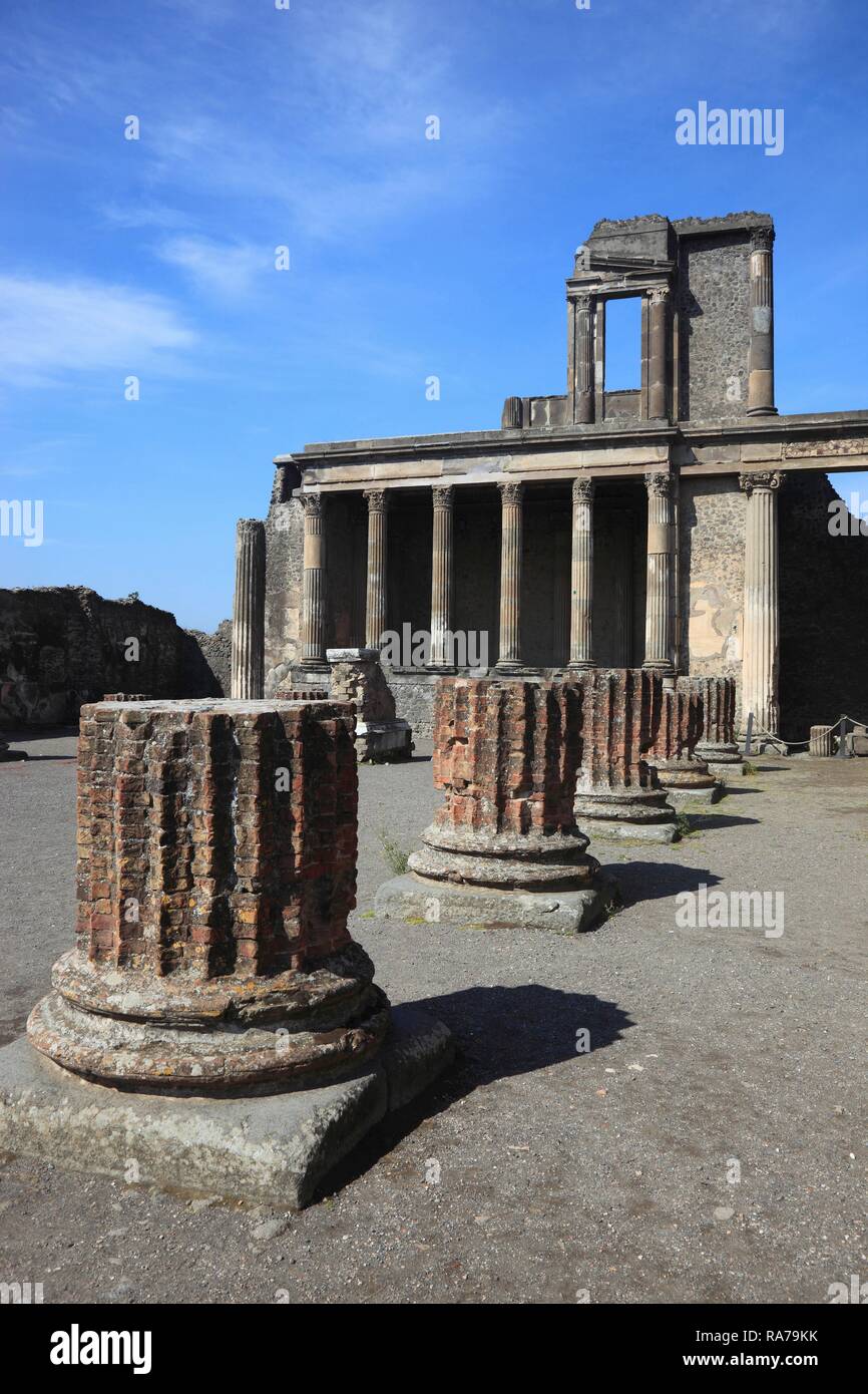 Culture campania hi-res stock photography and images - Alamy