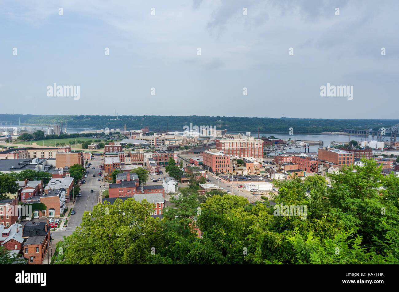 Dubuque street iowa city hi-res stock photography and images - Alamy