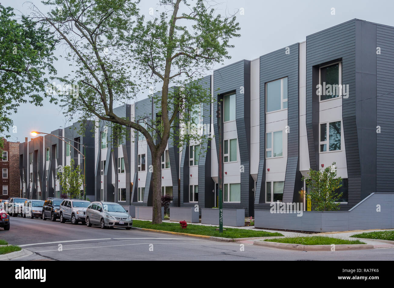 Modern rowhouses in the Avondale neighborhood Stock Photo - Alamy