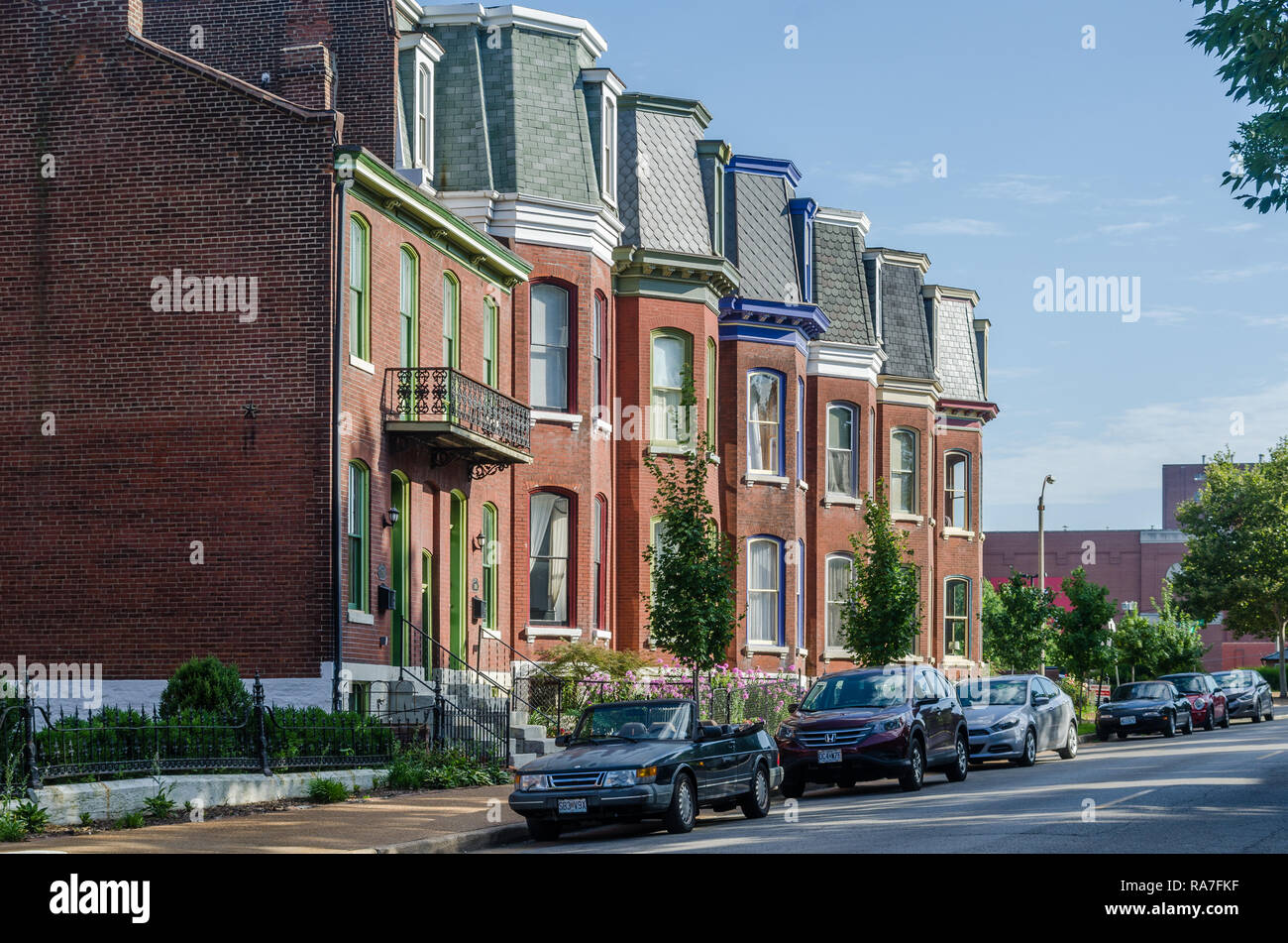 Rowhouses in the Soulard neighborhood Stock Photo - Alamy