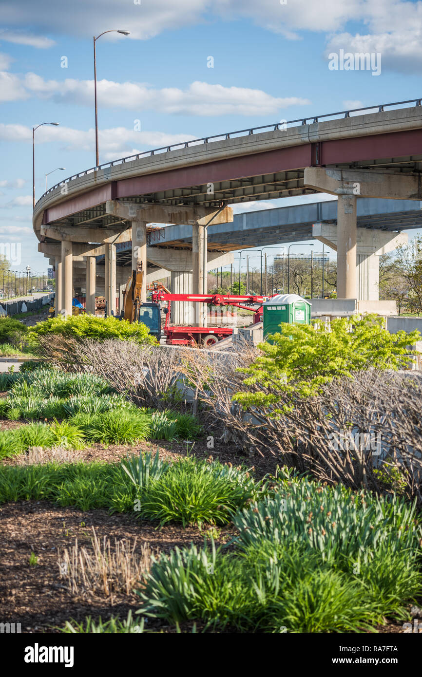 Construction of the interchange between Lake Shore Drive and Interstate ...