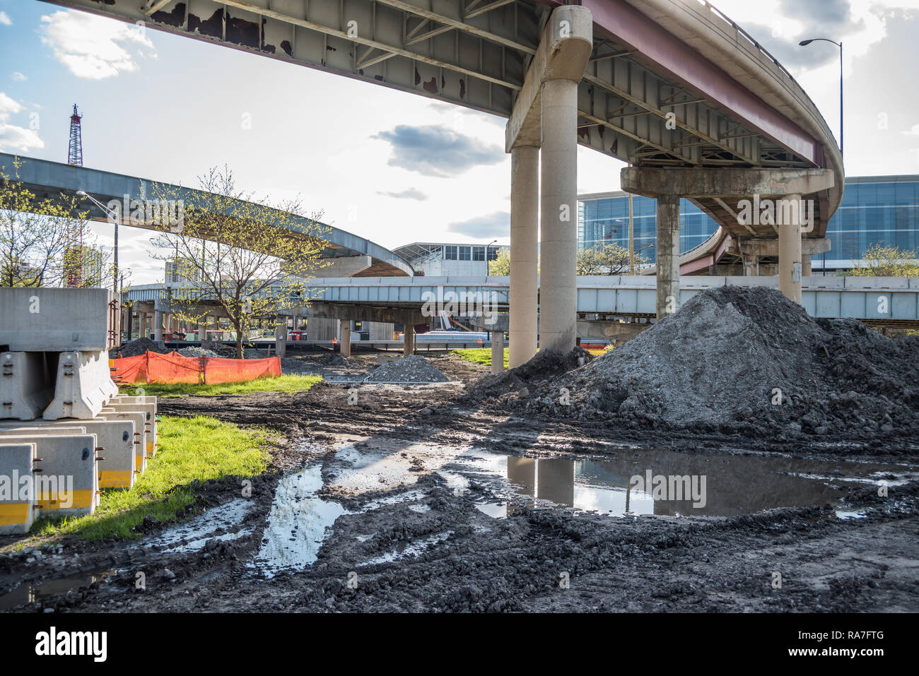 Construction of the interchange between Lake Shore Drive and Interstate ...