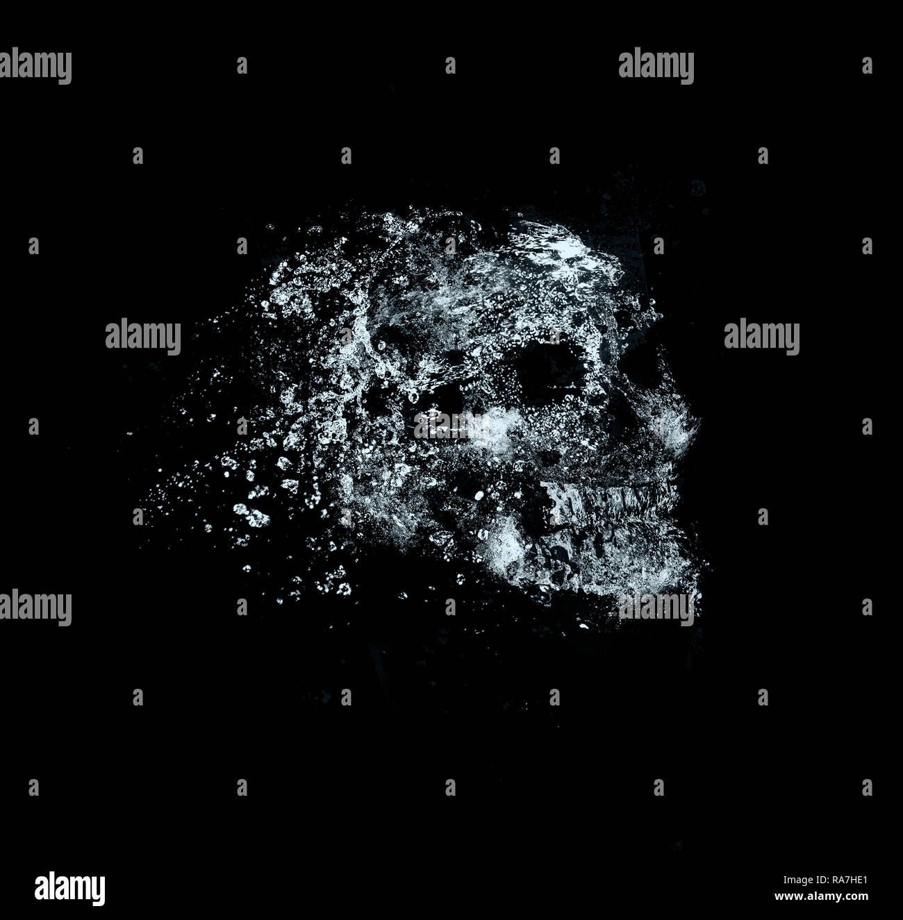 skull ,water splash effect Stock Photo - Alamy