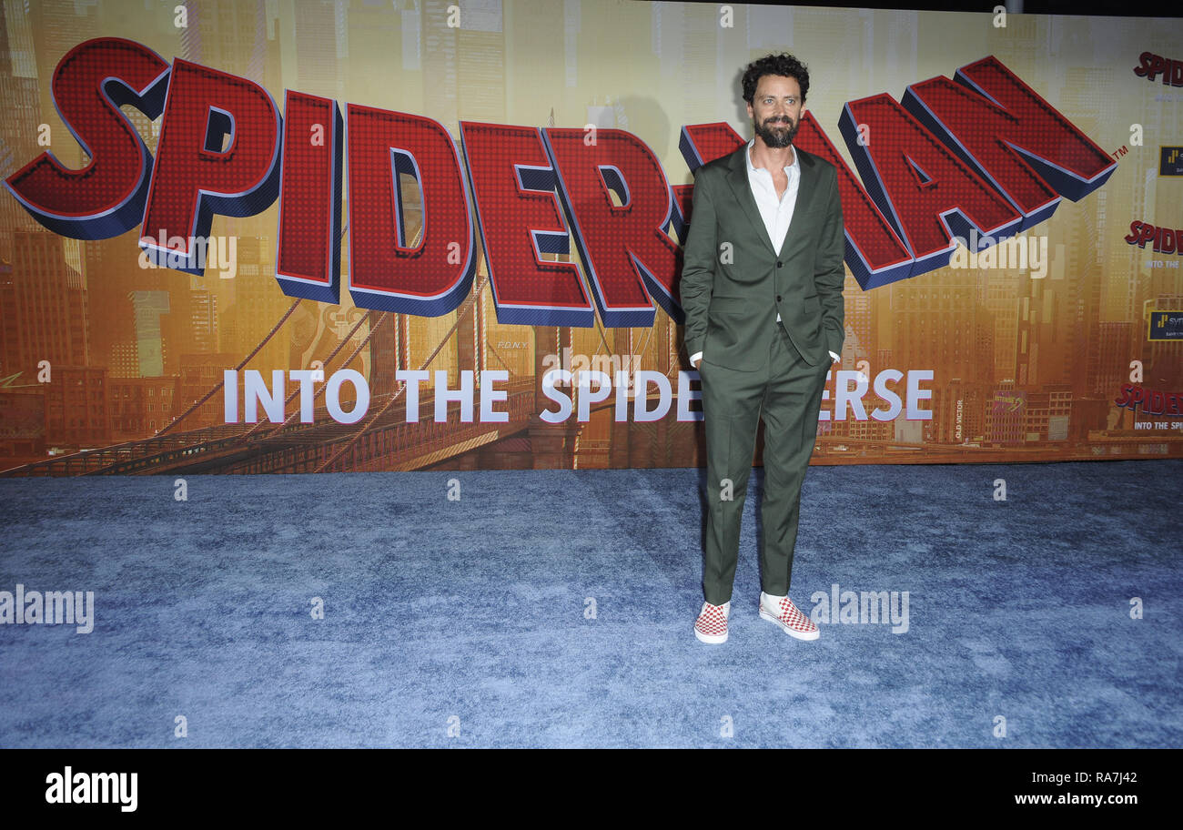 Premiere Spider Man Into the Spider Verse Featuring: Bob Persichetti ...