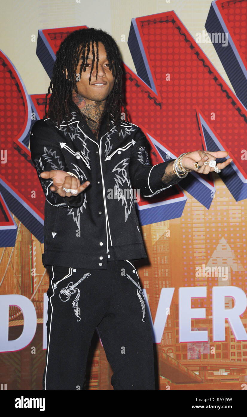 Premiere Spider Man Into the Spider Verse Featuring: Swae Lee Where ...