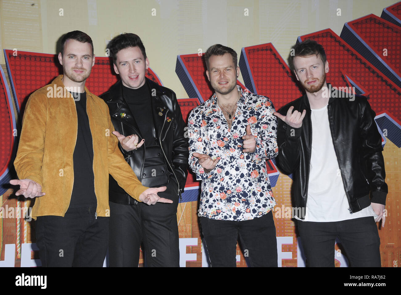 Premiere Spider Man Into the Spider Verse Featuring: Picture This Band ...