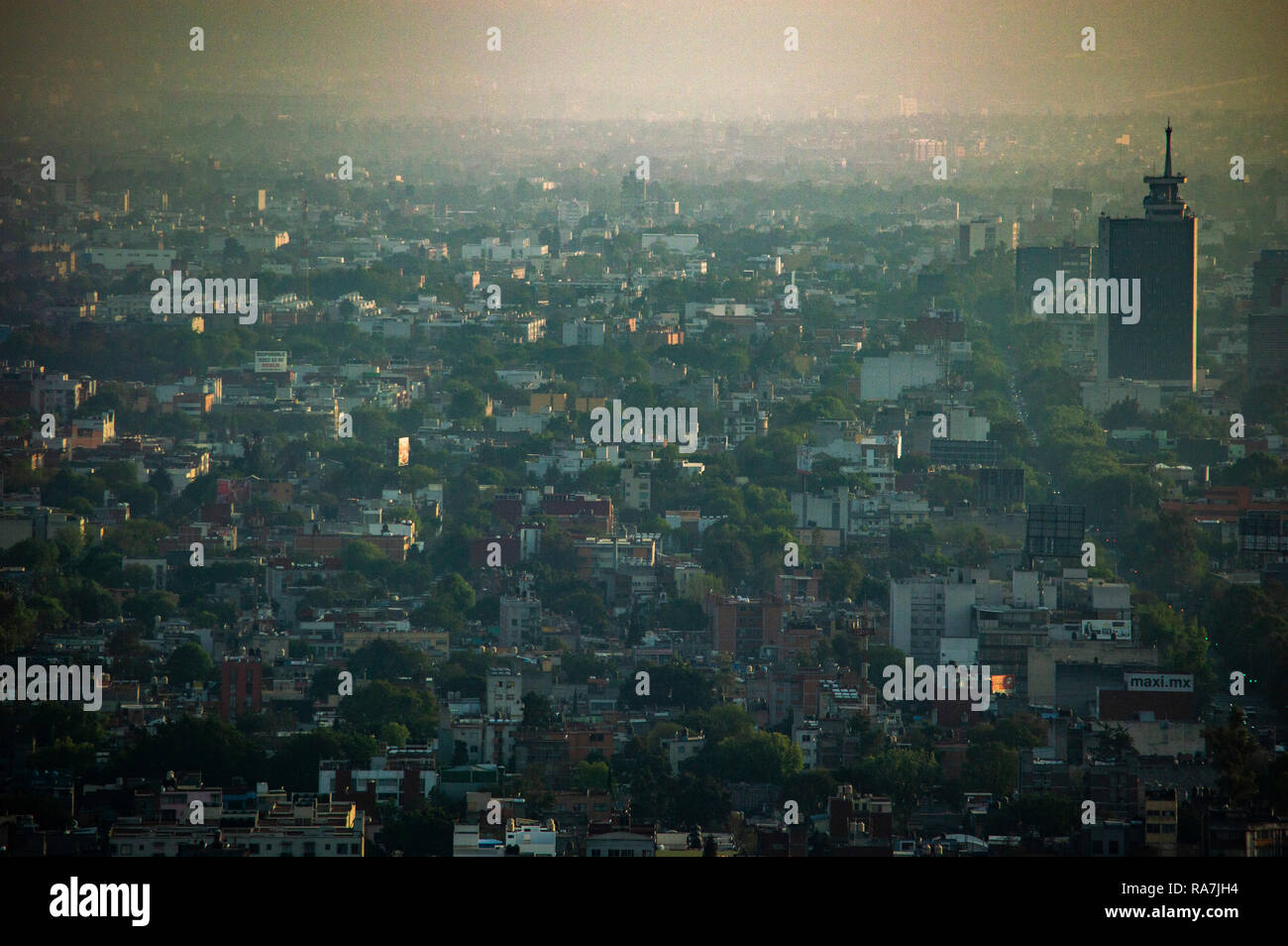 A hazy view of Mexico City, Mexico Stock Photo - Alamy