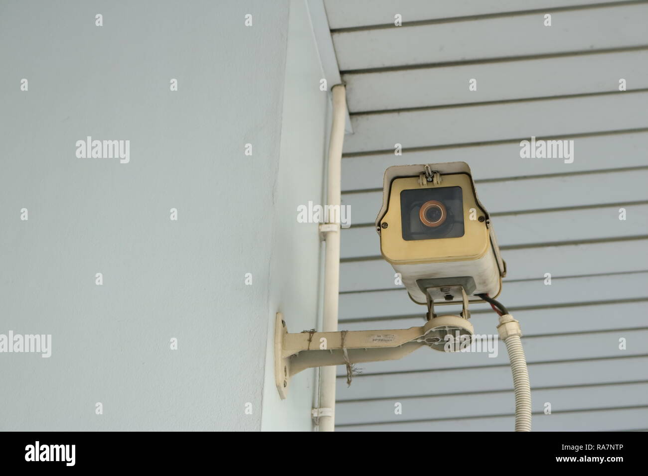 Old cctv camera hi-res stock photography and images - Alamy
