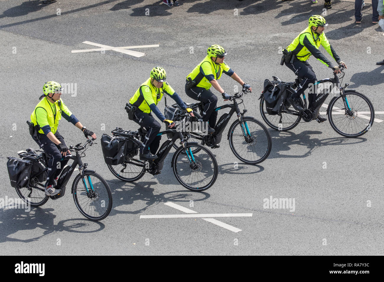 Bicycle police policemen bikes hi-res stock photography and images - Alamy