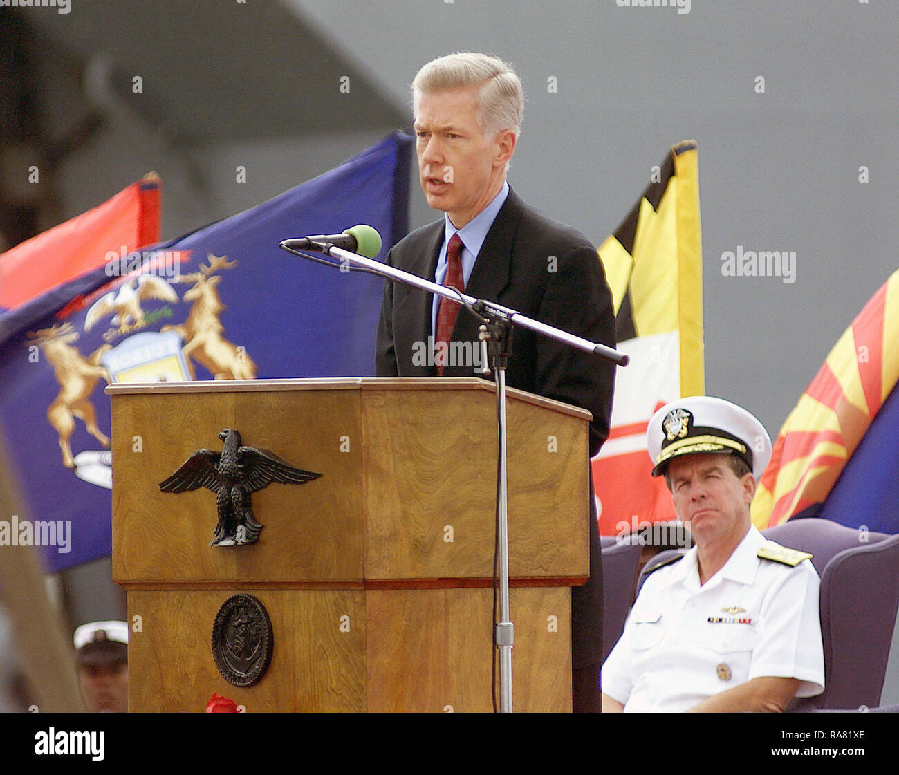 Uss cole memorial hi-res stock photography and images - Alamy