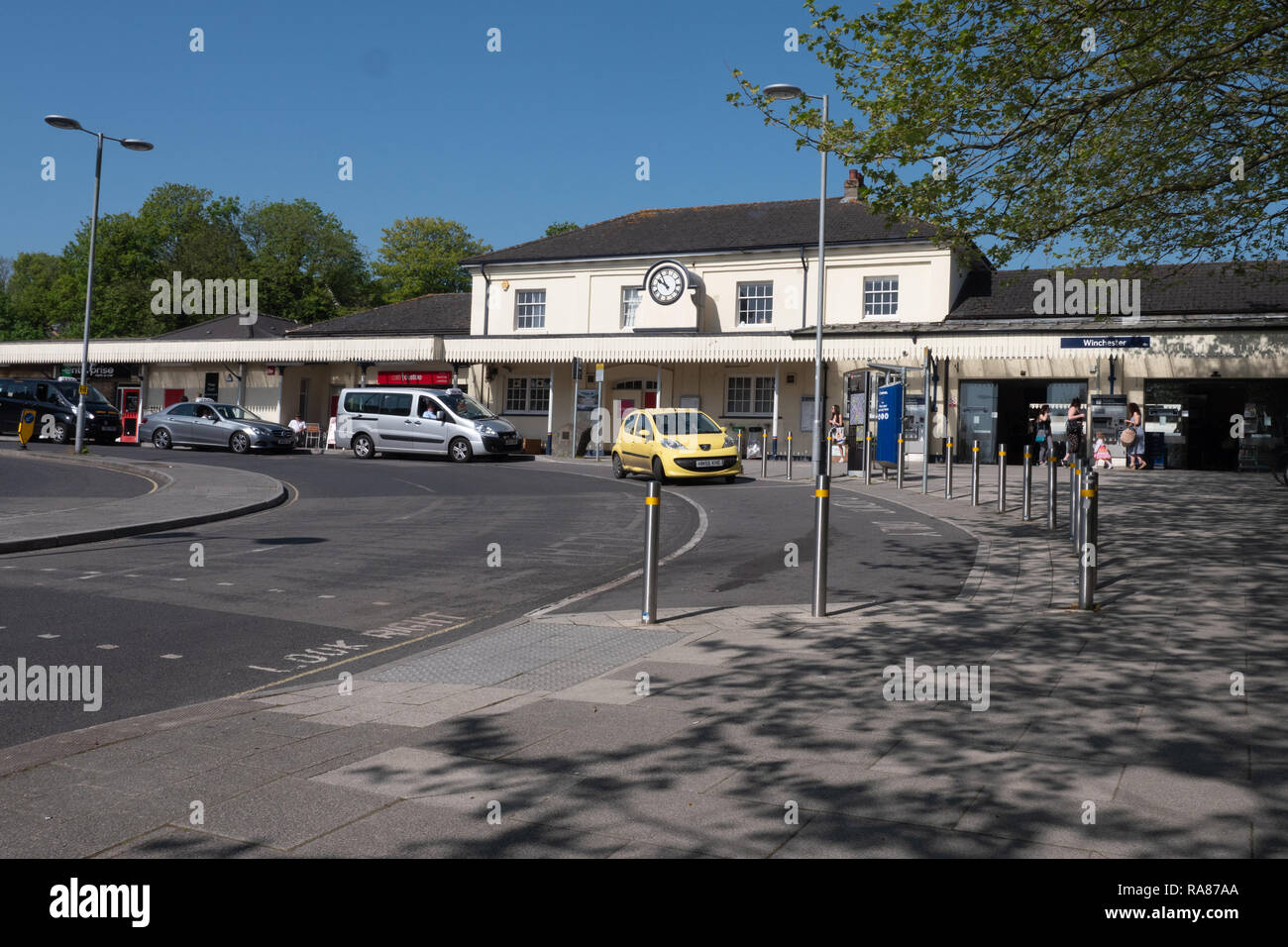 Winchester railway station hi-res stock photography and images - Alamy