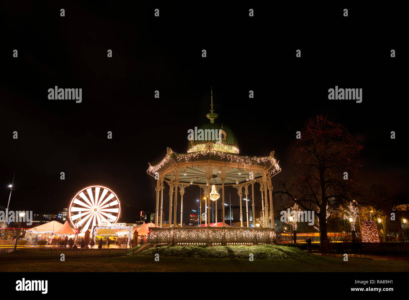 Bergen Christmas market, Bergen, Norway Stock Photo - Alamy