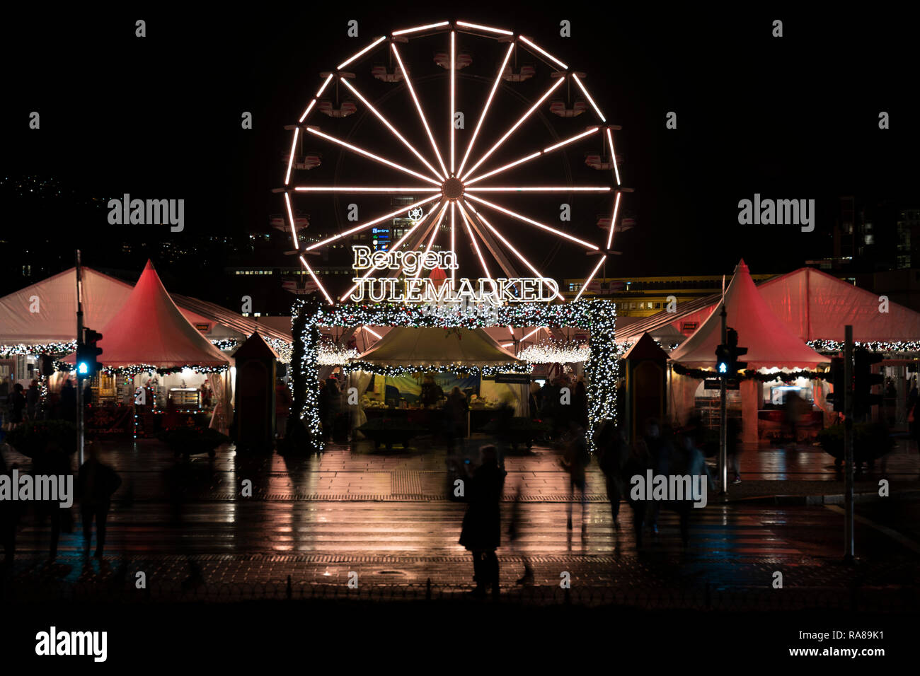 Bergen Christmas market, Bergen, Norway Stock Photo - Alamy