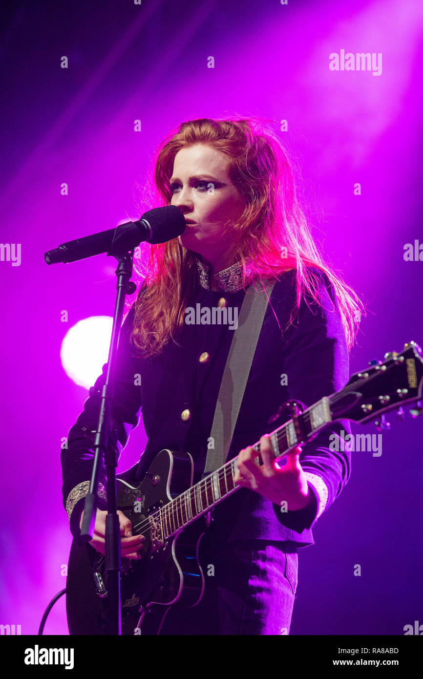 Stephanie singer hi-res stock photography and images - Alamy