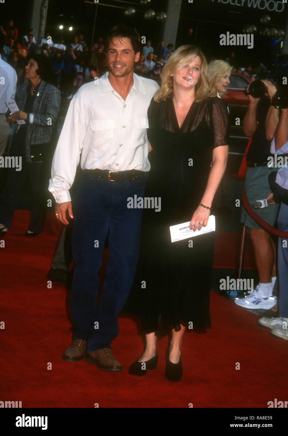 St elmos fire premiere hi-res stock photography and images - Alamy