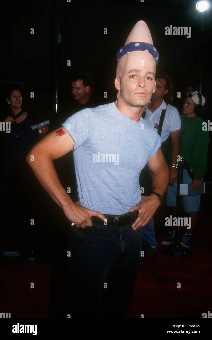 Coneheads saturday night live hi-res stock photography and images - Alamy