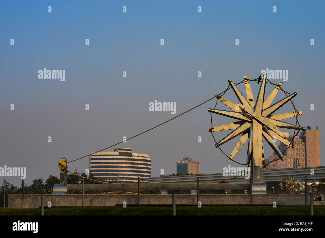 Mahatma gandhi spinning wheel charkha hi-res stock photography and ...