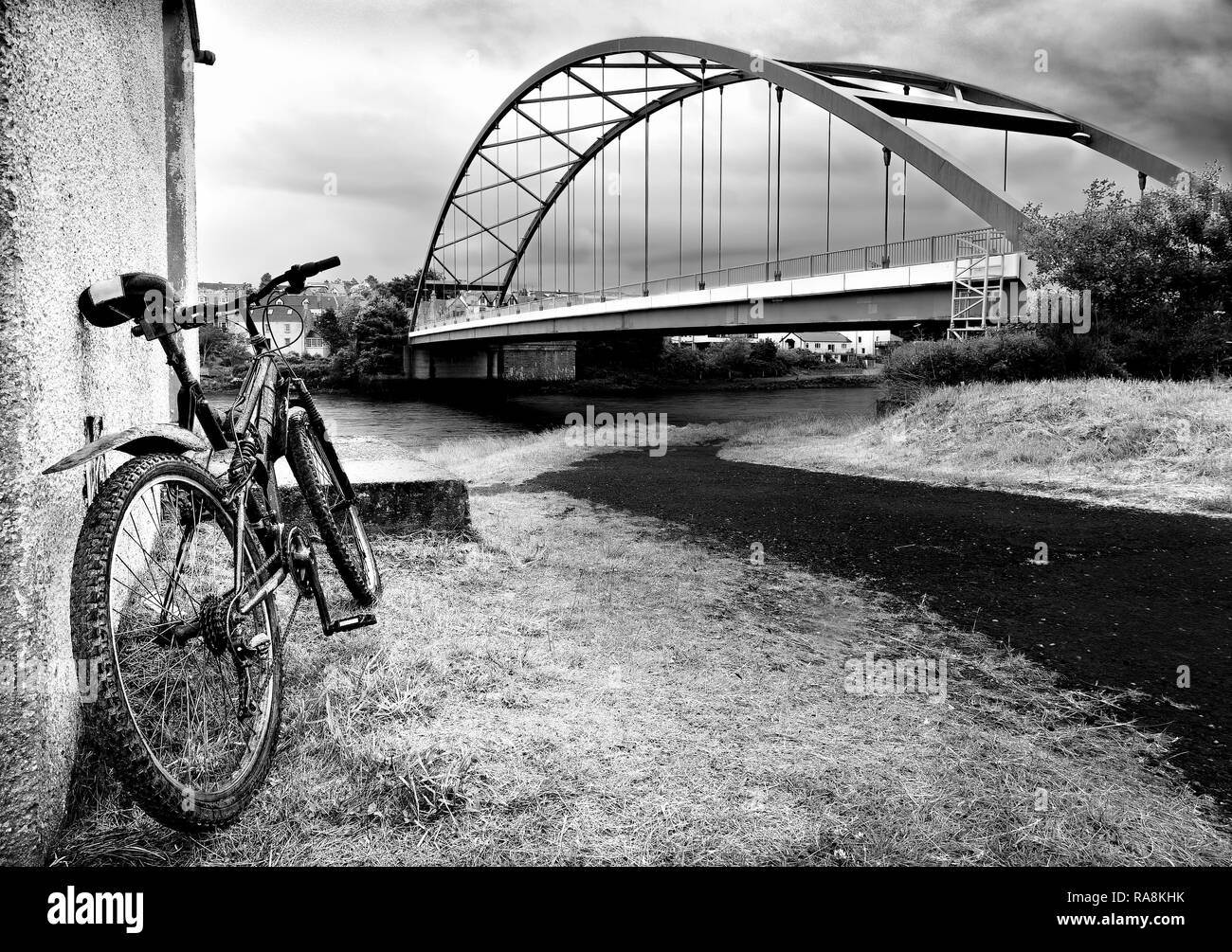 Bonar bridge hi-res stock photography and images - Alamy