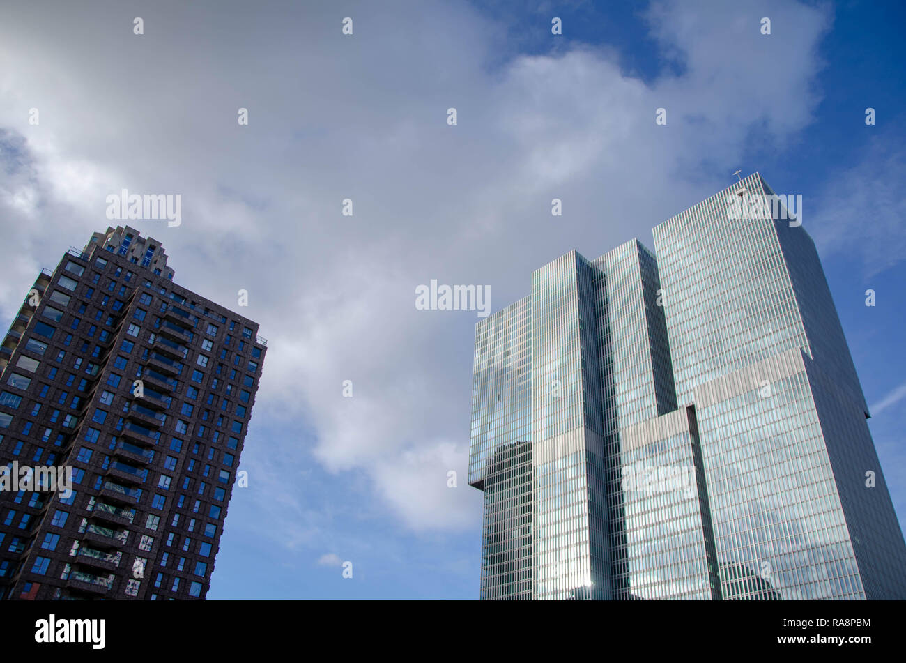 Skyscrapers rotterdam hi-res stock photography and images - Alamy