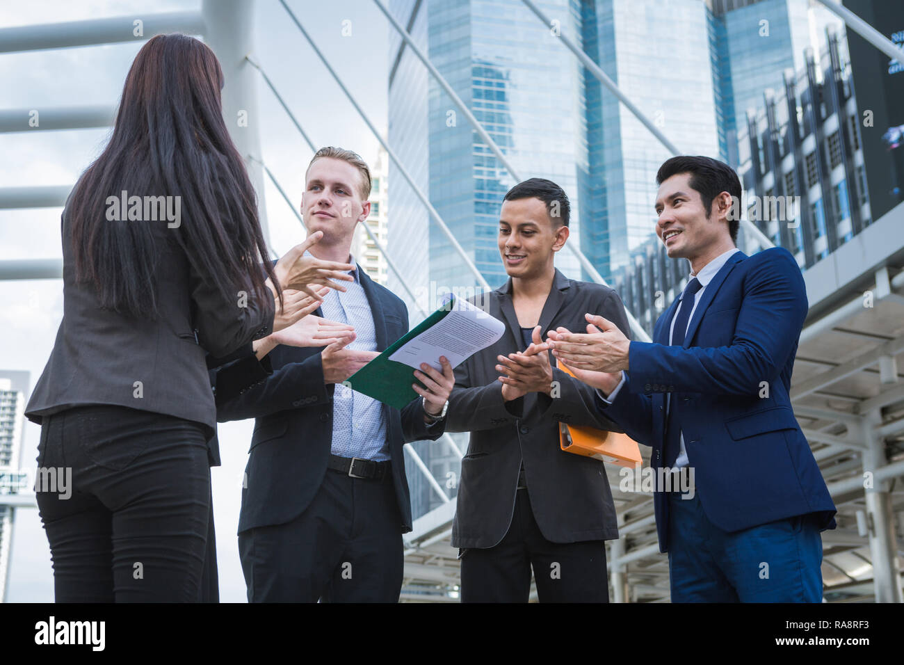 Contract clap hi-res stock photography and images - Alamy