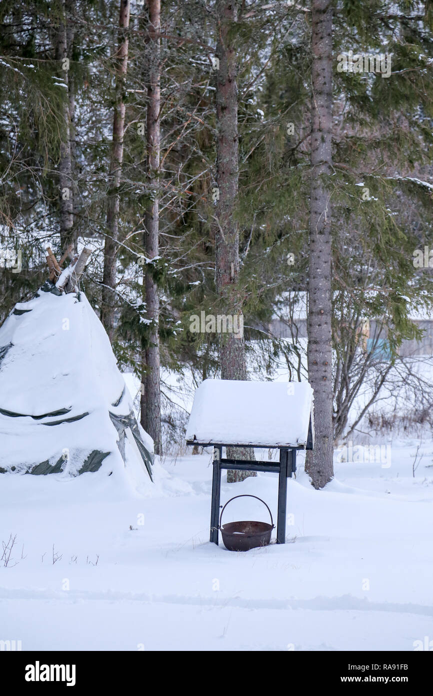Water well cover hi-res stock photography and images - Alamy