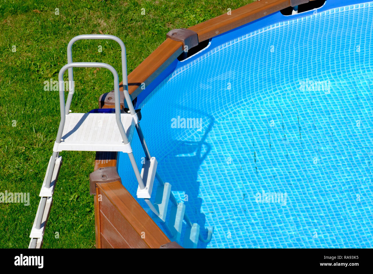 Small swimming pool hi-res stock photography and images - Alamy