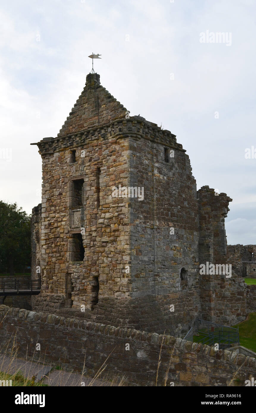 Guard tower ruins at Saint Andrew's Scotland Stock Photo - Alamy