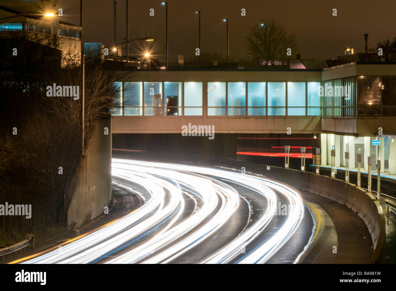 Chicago expressway traffic hi-res stock photography and images - Alamy