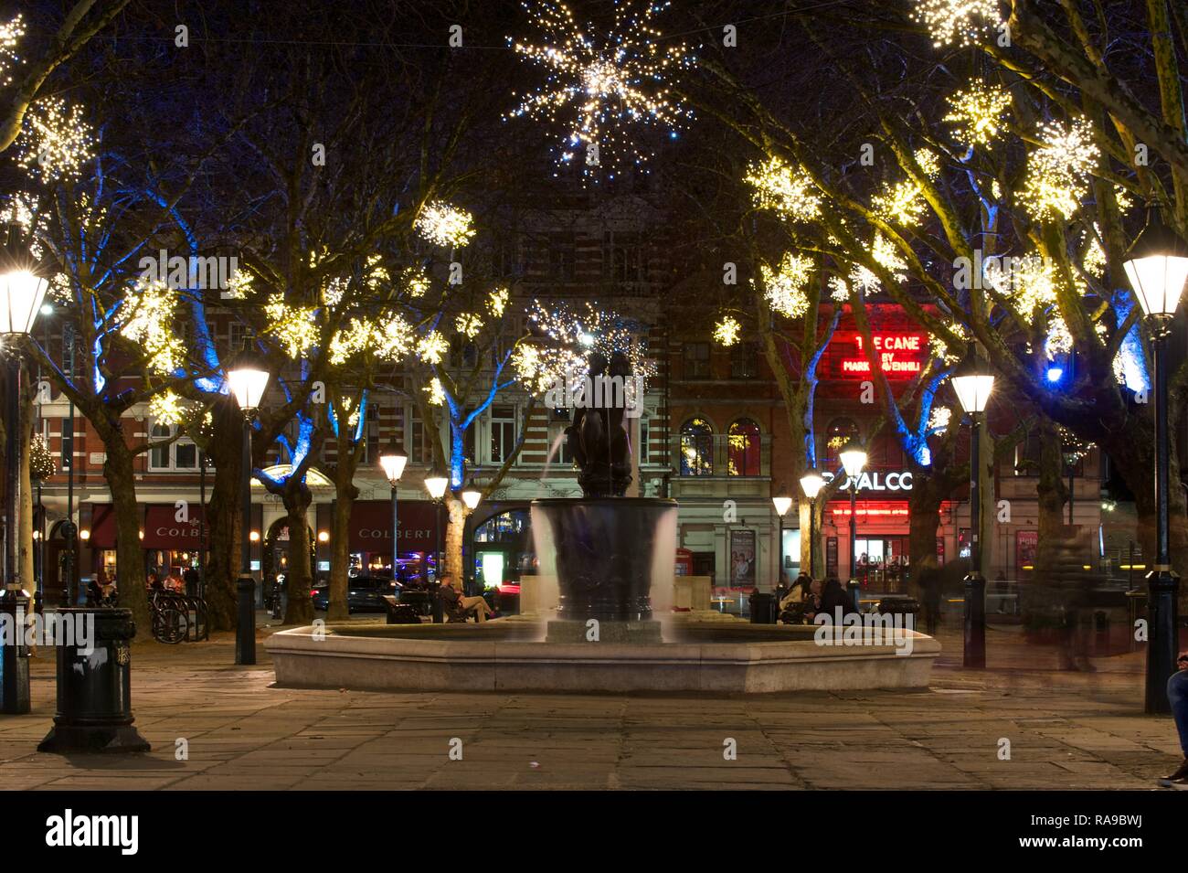 Sloane Square, Christmas 2018 Stock Photo - Alamy