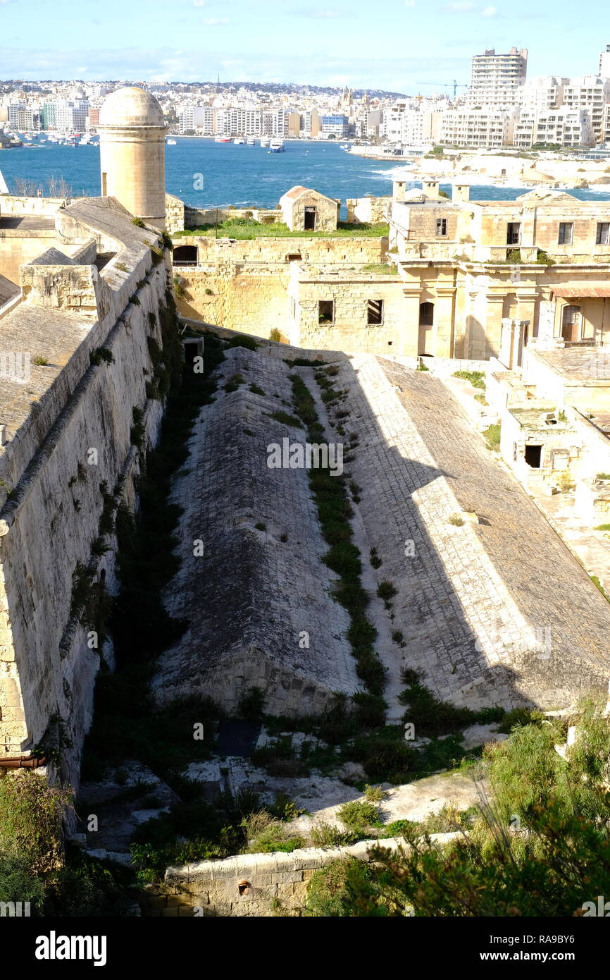 Valletta, Malta George Cross island in the Mediterranean, Fort Saint ...
