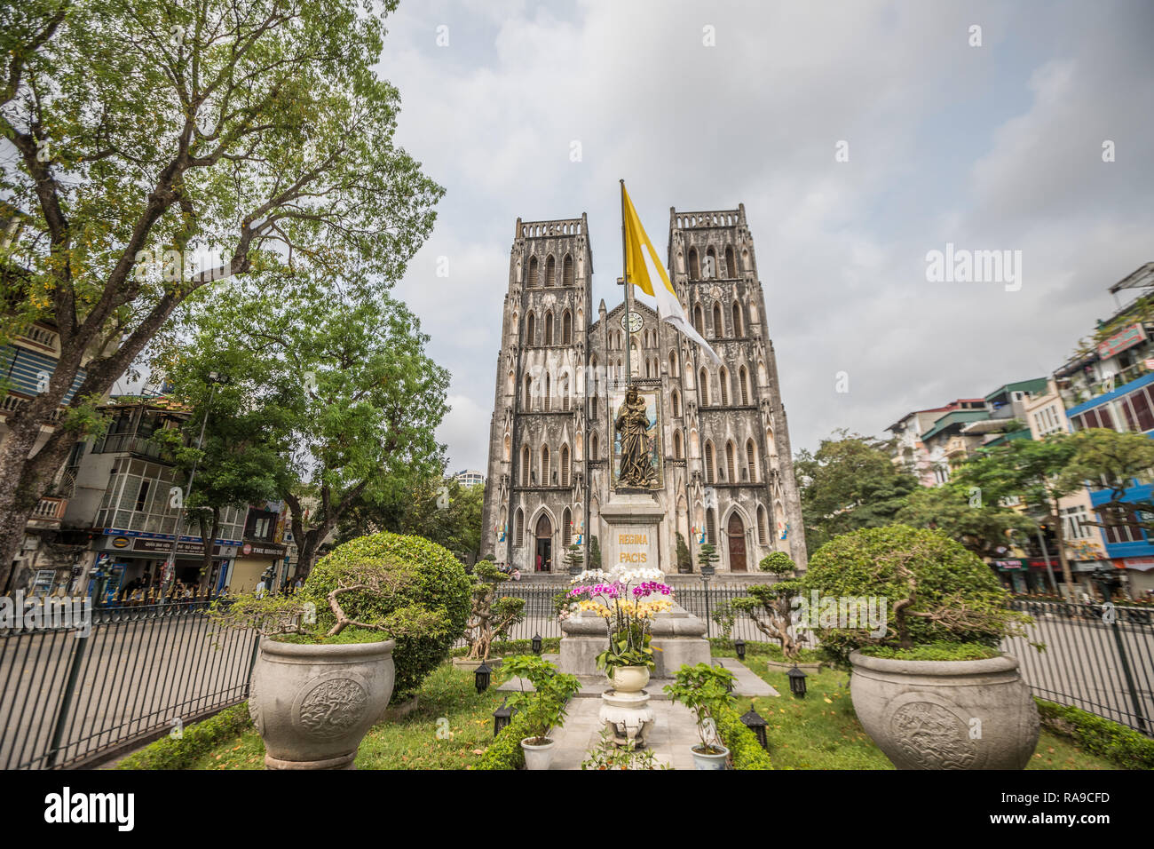 Hanoi Cathedral High Resolution Stock Photography and Images - Alamy