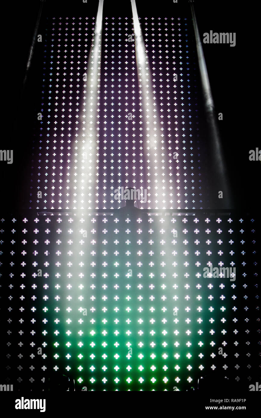 Adam richard wiles hi-res stock photography and images - Alamy