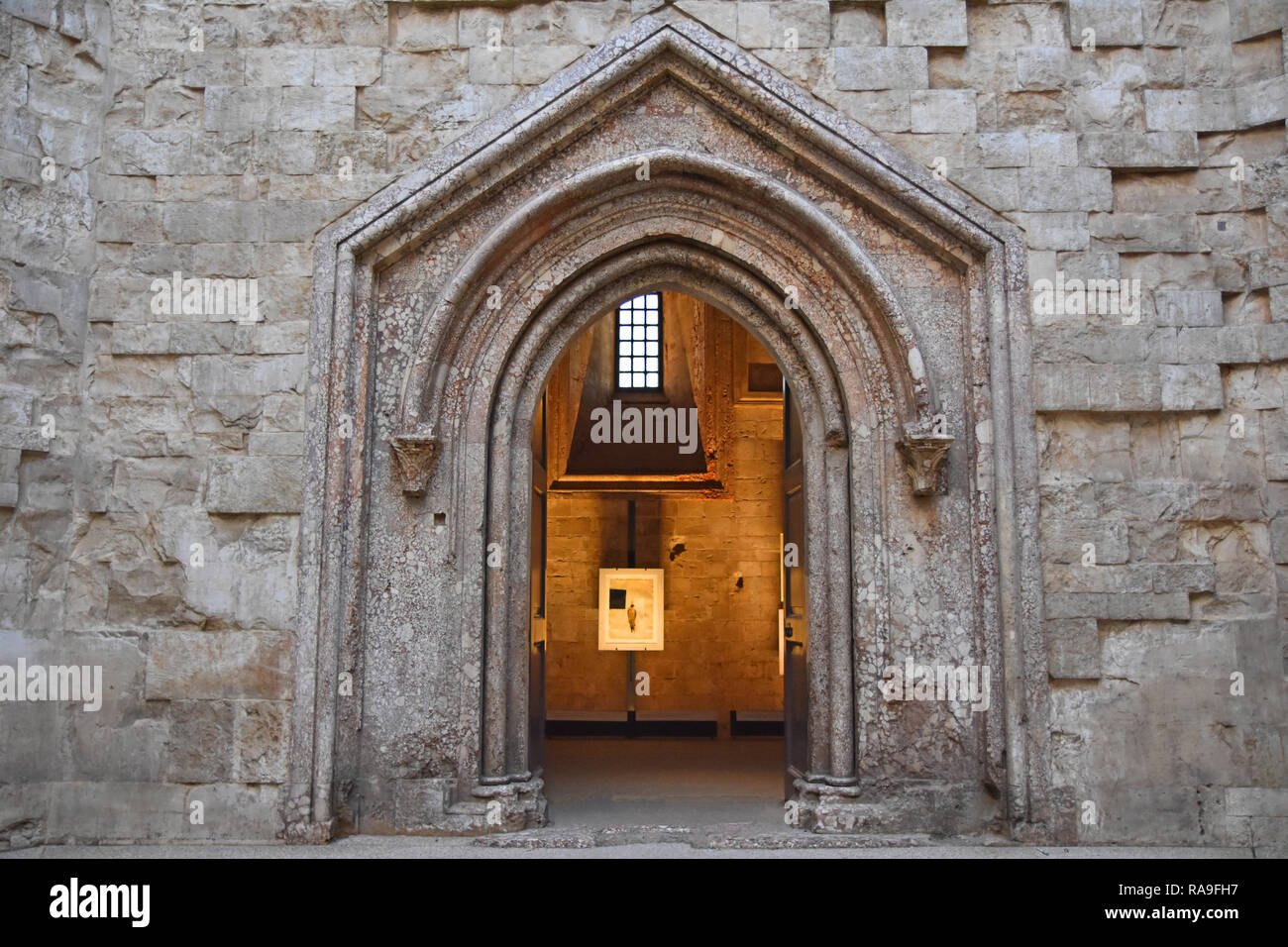 Italy, Castel del Monte, castle of Frederick II of Swabia, UNESCO site ...