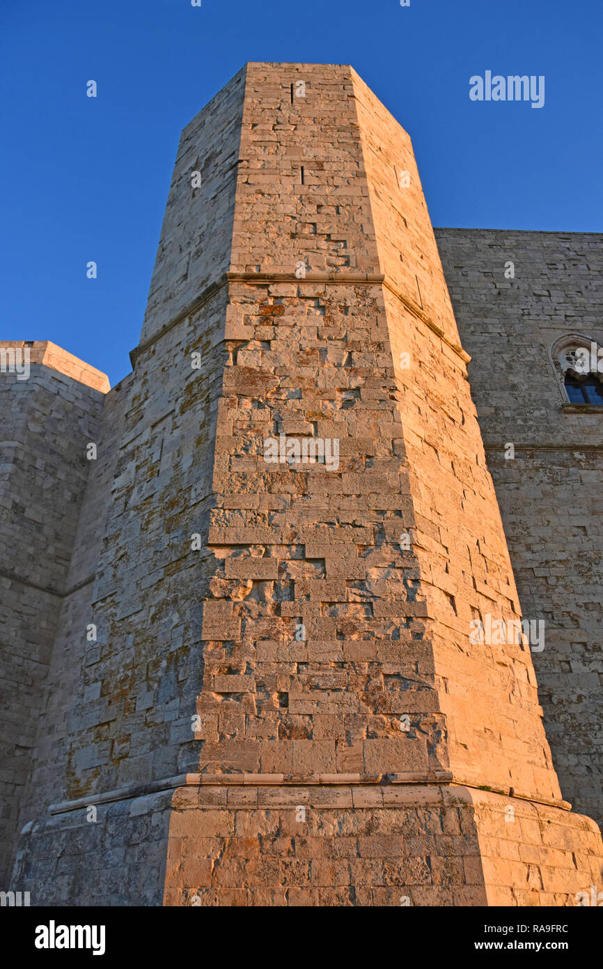 Italy, Castel del Monte, castle of Frederick II of Swabia, UNESCO site ...