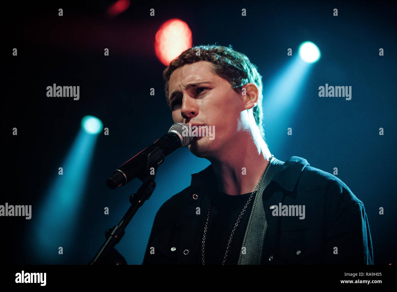 Cris cab band hi-res stock photography and images - Alamy