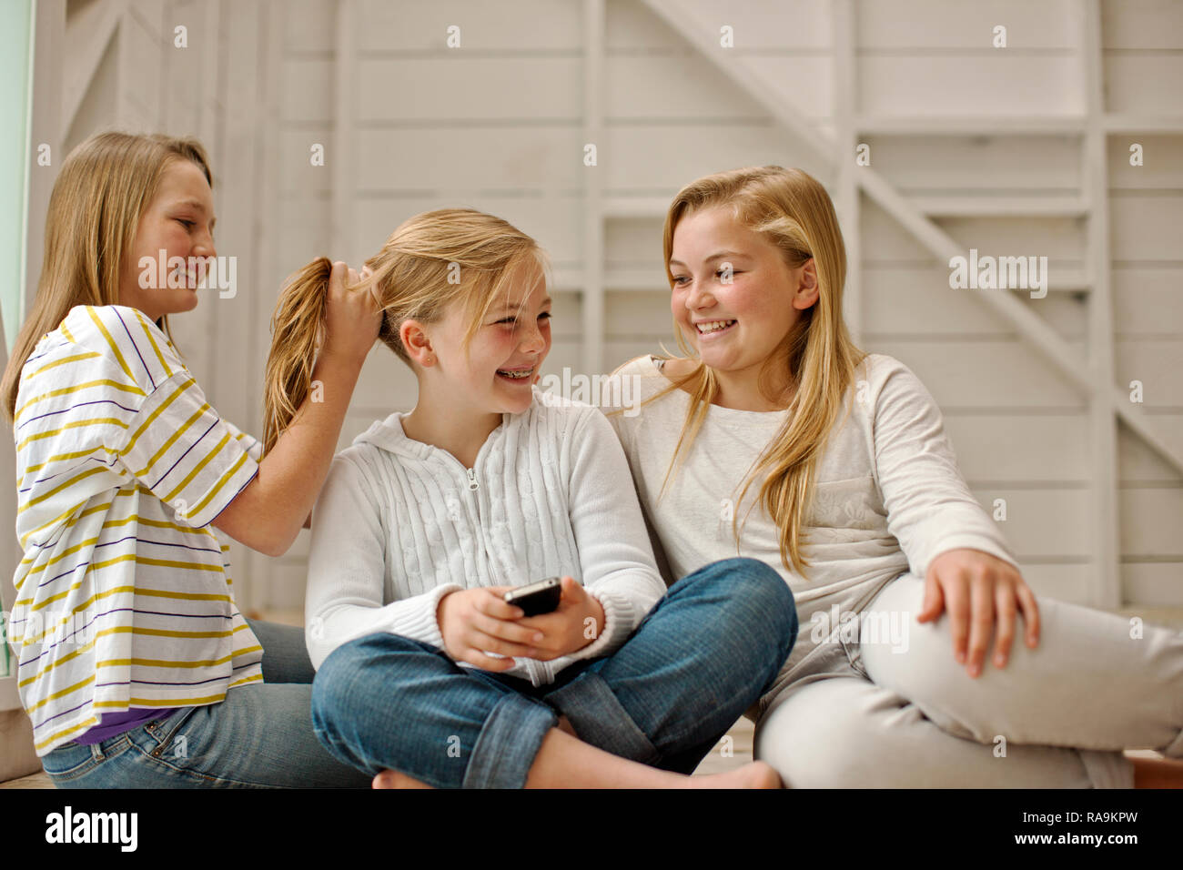 Older sisters hi-res stock photography and images - Alamy